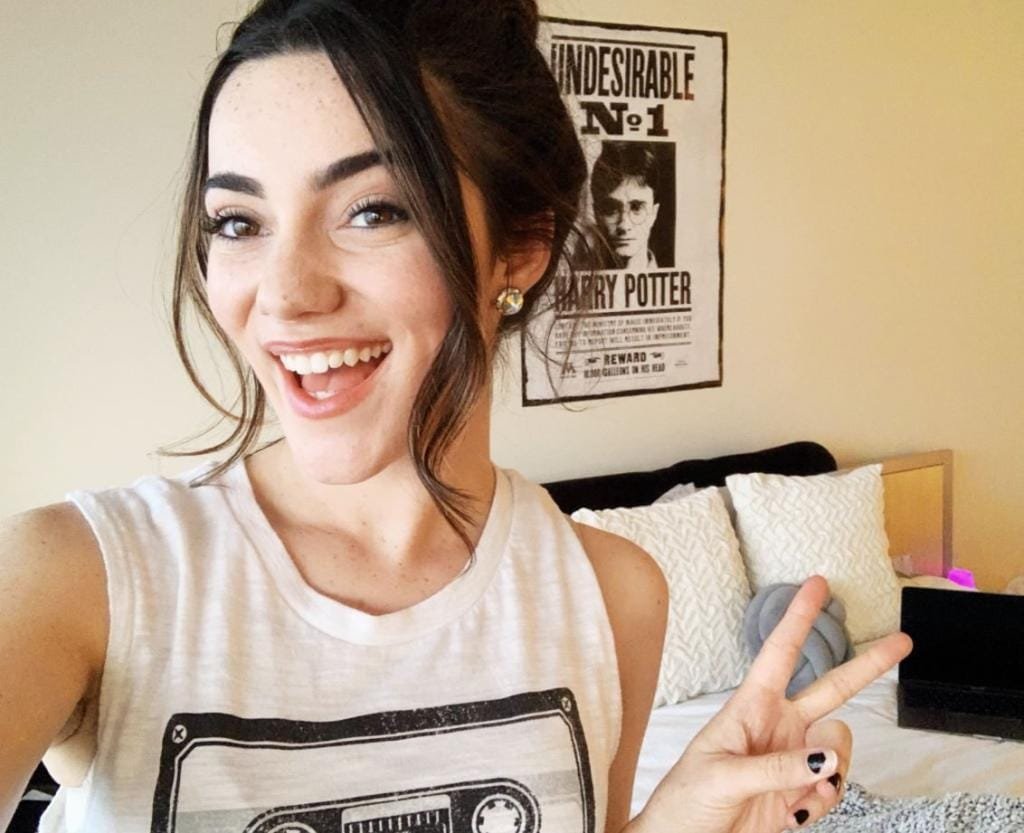 Liana Ramirez dishes on new role as Roxy on Power Rangers Beast ...