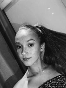 5 Fast Facts about actress Scarlet Grace – Teens Wanna Know