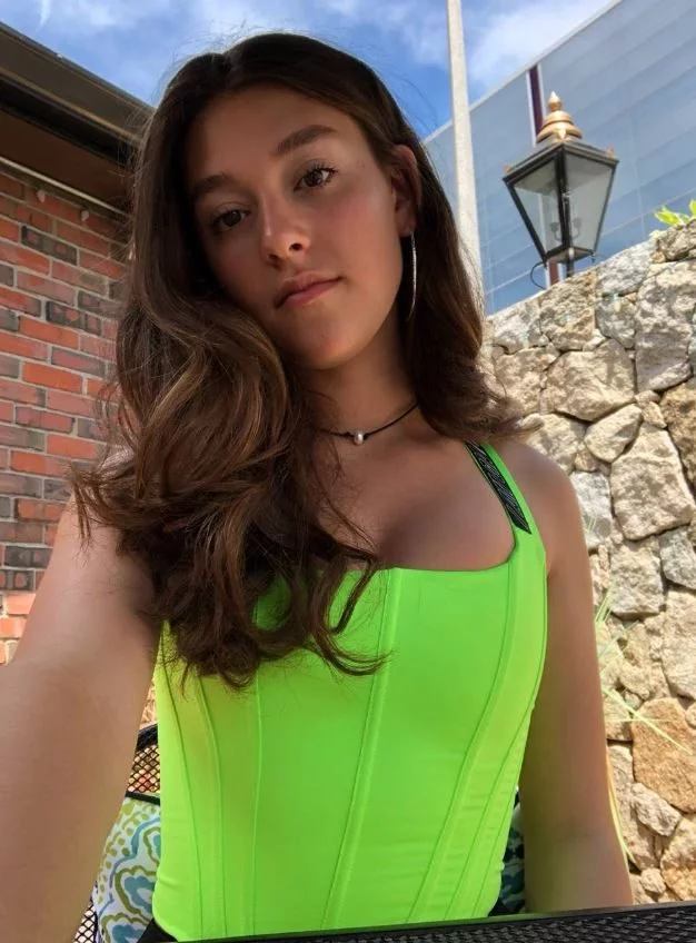 5 Fast Facts with singer Isabella Nicole