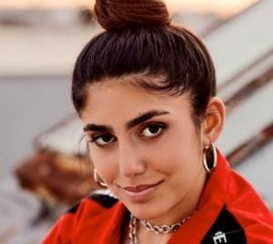 5 Fast Facts about recording artist Alli Haber