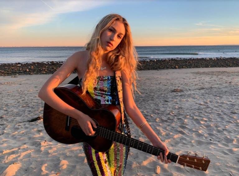 5 Fast Facts about teen model Katelyn Eames