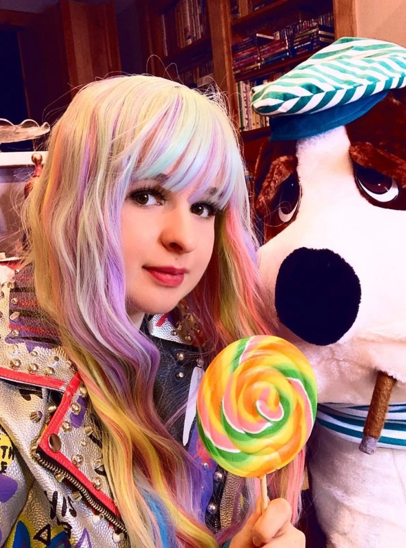 5 Fast Facts about recording artist W!G