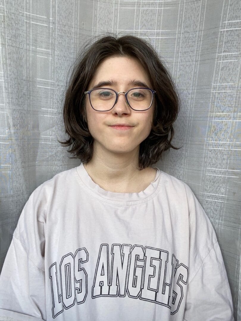 5 Fast Facts about actress and model Lorena Magliulo – Teens Wanna Know